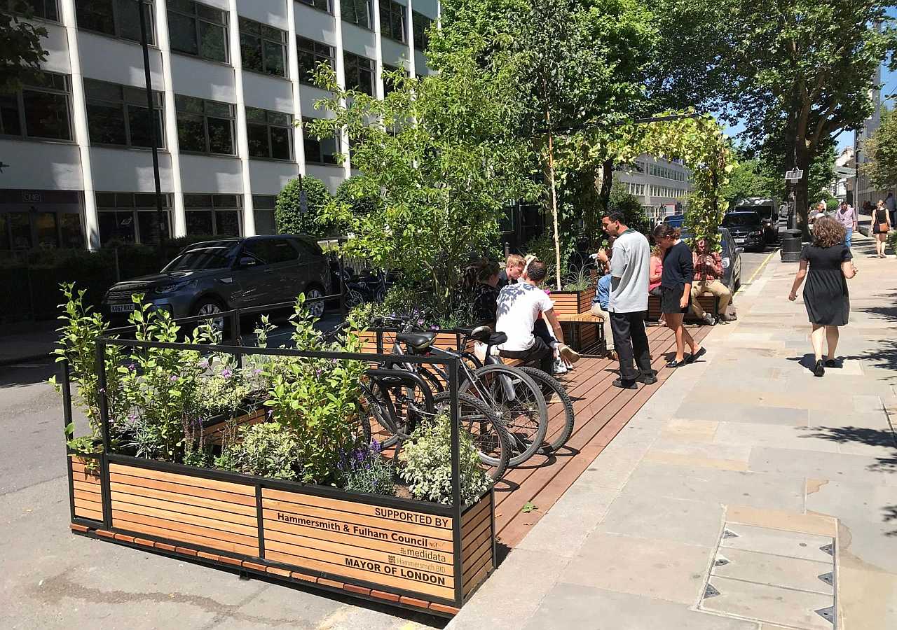 So bringst Du ein Parklet auf die Straße - Ökolöwe